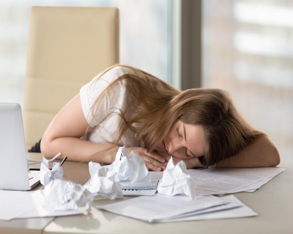 What causes fatigue and 6 tips to improve it? - The health journey nurse What causes fatigue and 6 tips to improve it? - The health journey nurse